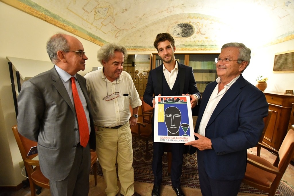 Sannio Falanghina incontra il Ravello Festival. Donata la prima di 5000 ...